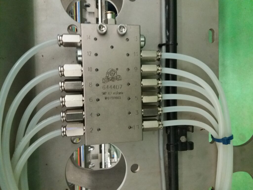 ENGRASE CENTRALIZADO • Sistemas de lubricación y engrase centralizados España. TRIBOLUTION